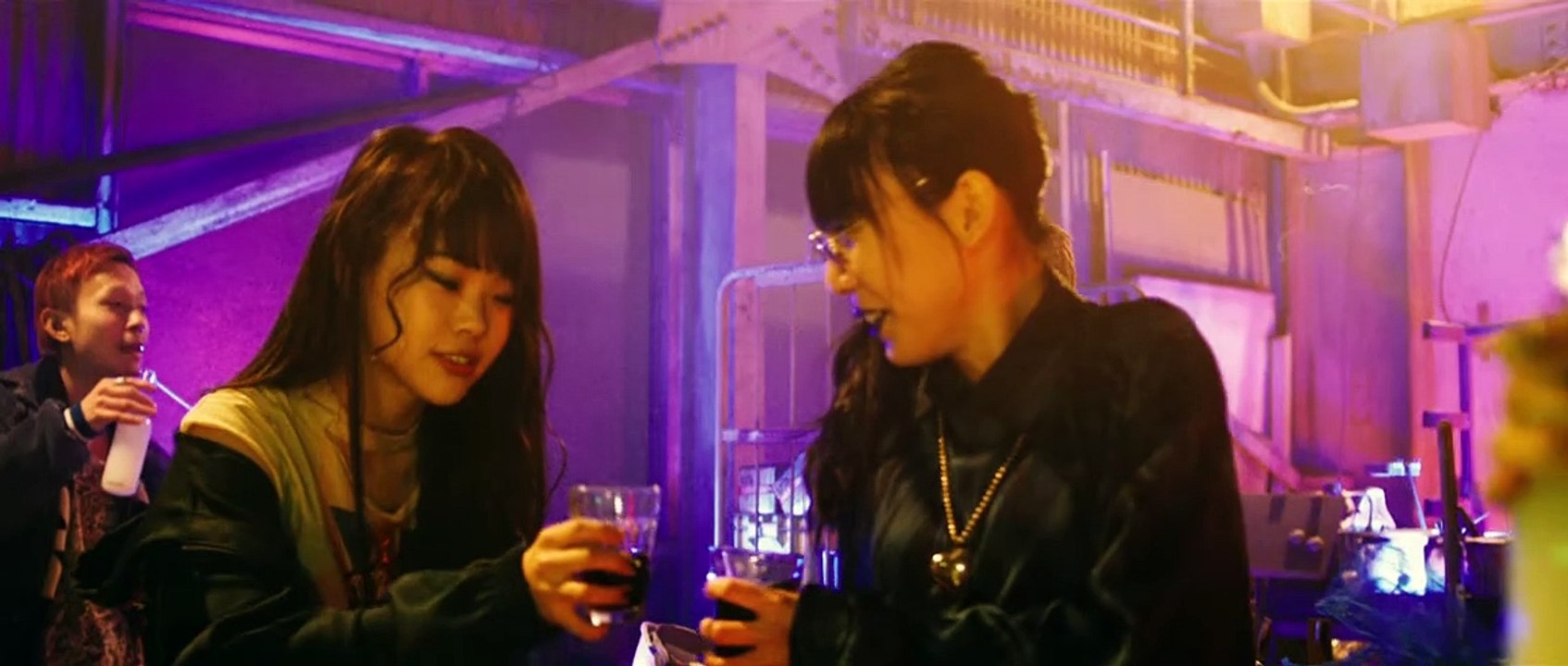 BiSH / PAiNT it BLACK [OFFICIAL MV] - video Dailymotion