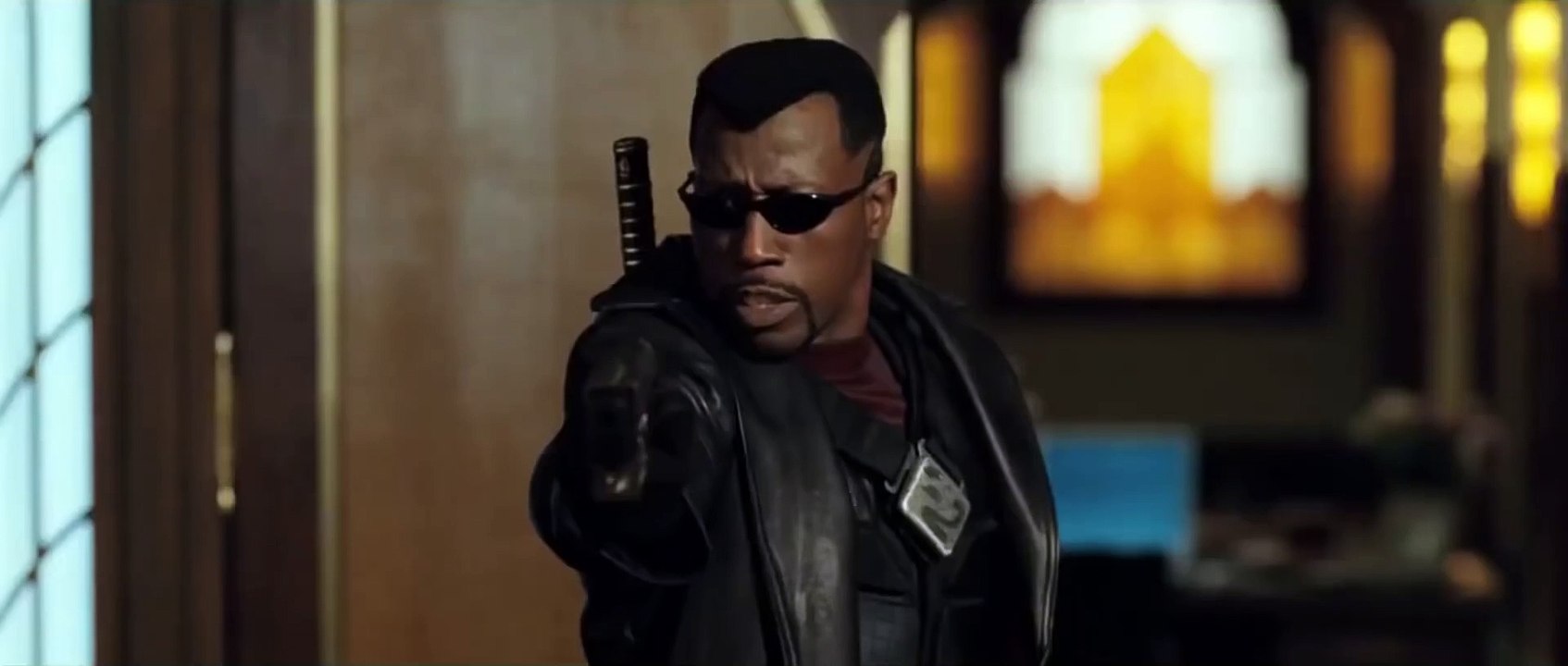 Movie Time - Blade Trinity - Blade Chasing Drake [HD] - Full Action ...