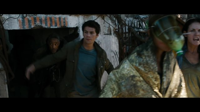 Maze Runner 3 - In neuen Videos flüchtet Dylan O'Brian vor Zombies und ...