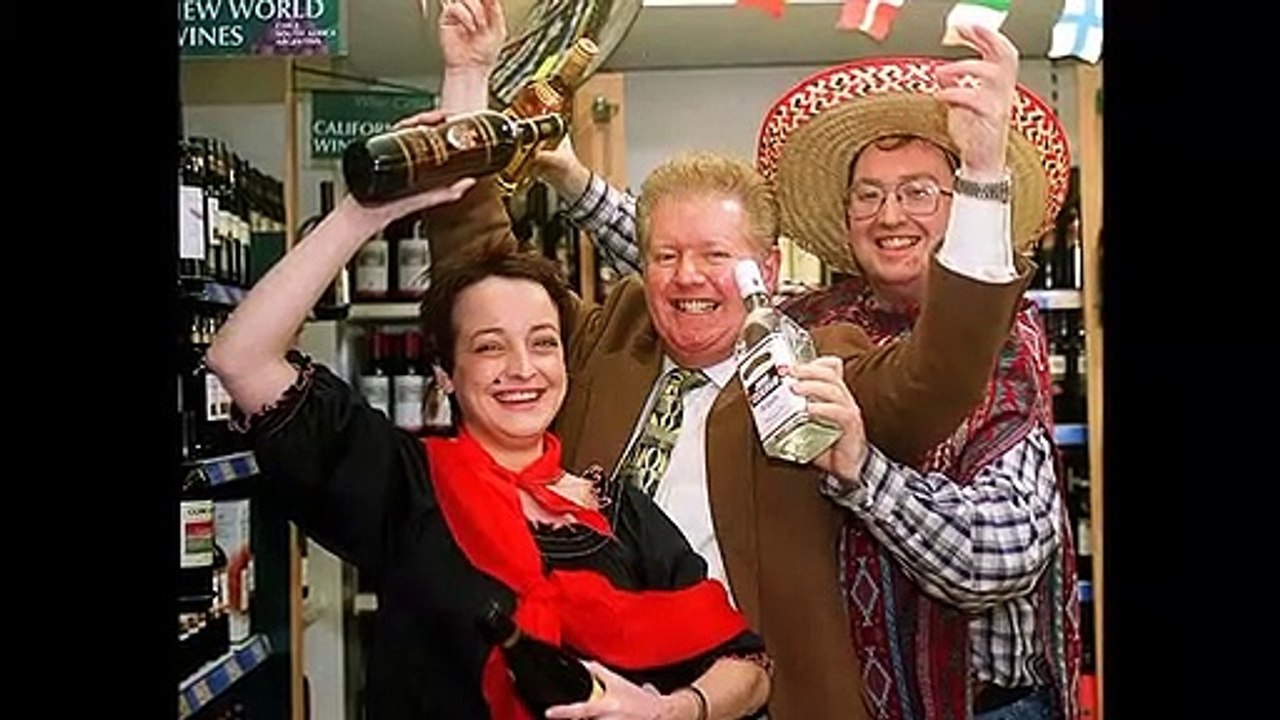 Julian Simmons UTV - video Dailymotion