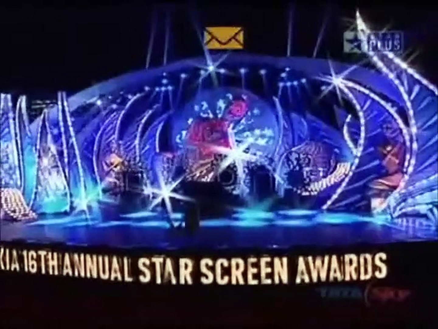 Shahid Kapoor In Star Screen Awards