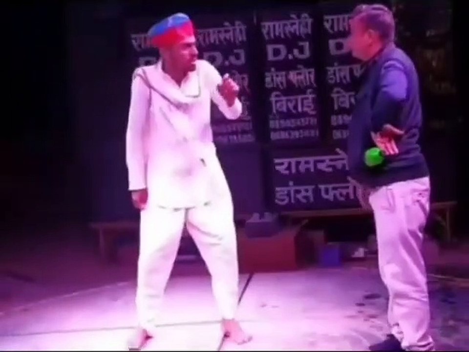 Funny dance on dance song - video Dailymotion