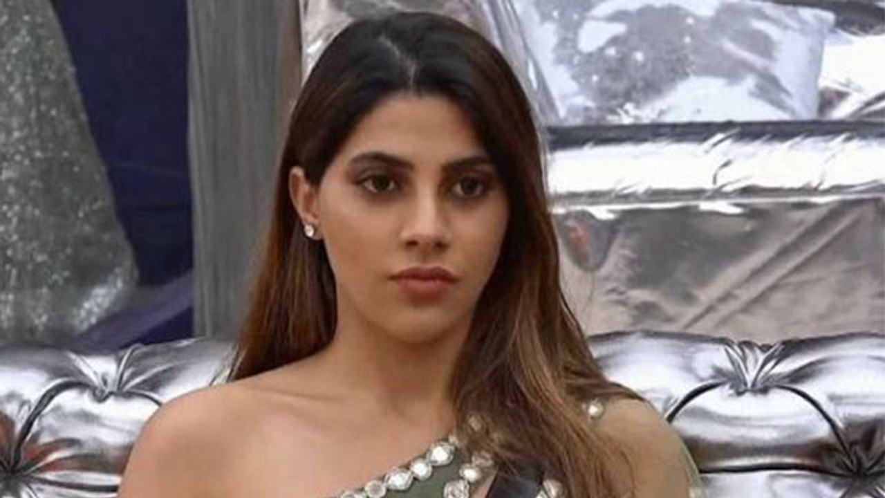 Bigg Boss 14: Nikki Tamboli के Evict होने के बाद Twitter पर Trend हुआ ...