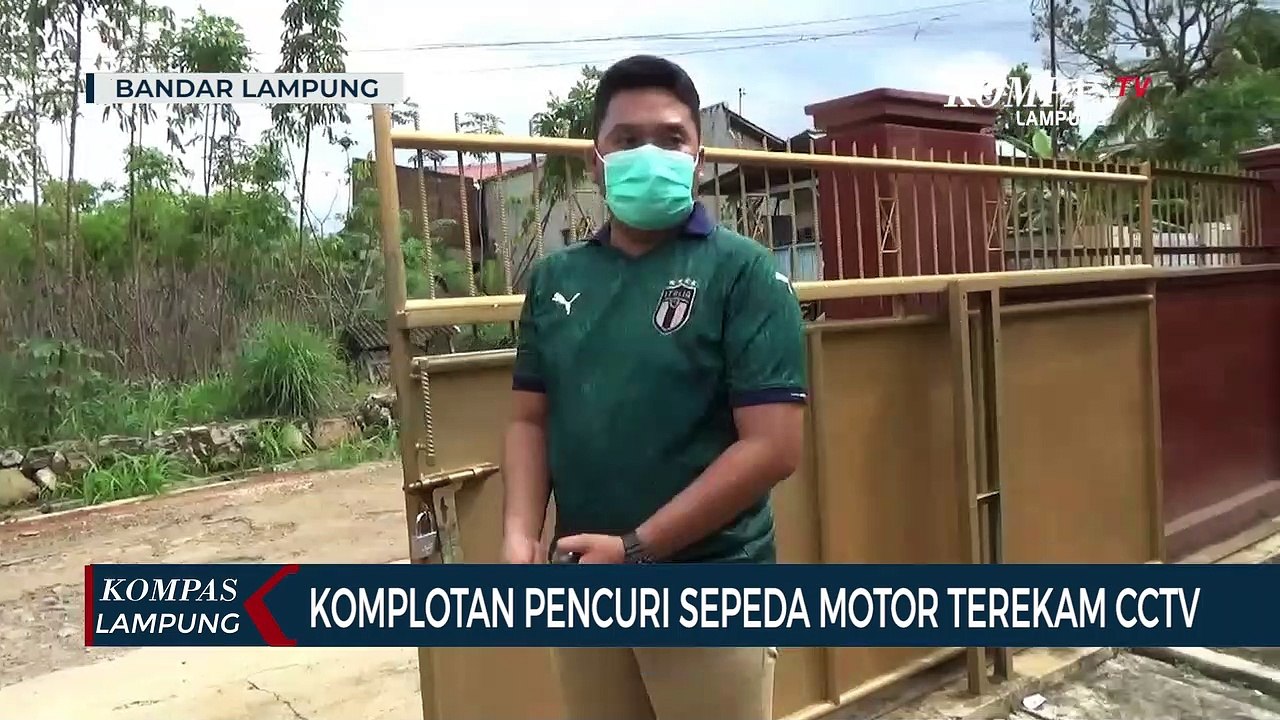 Komplotan Pencuri Sepeda Motor Terekam Cctv Video Dailymotion