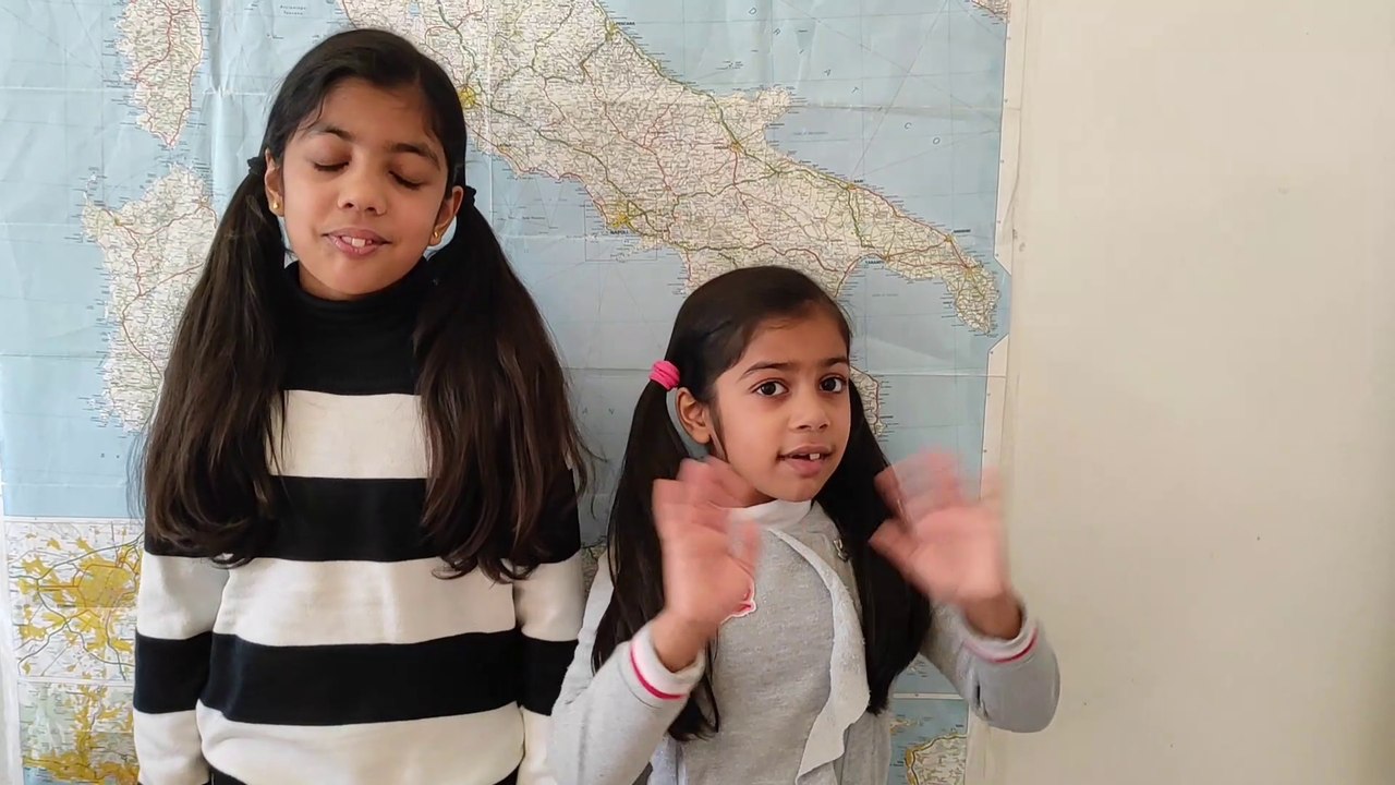 School Objects | Oggetti di scuola | Learn Italian and English | SOFI ...