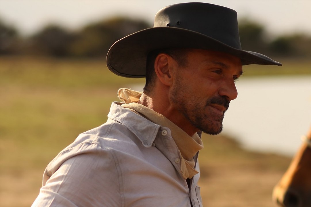 No Man's Land - Trailer - Jake Allyn, Frank Grillo, George Lopez ...