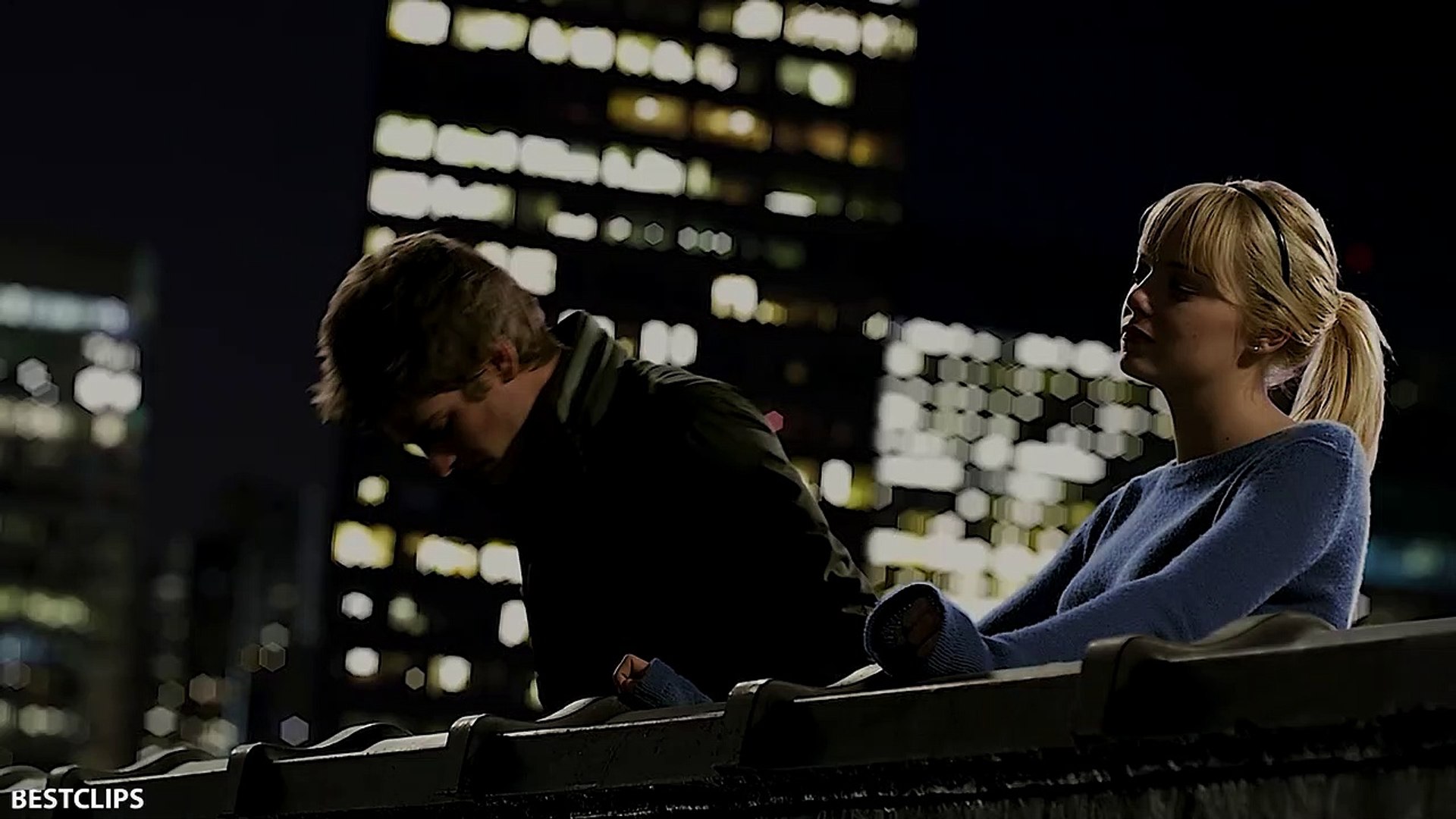 Spiderman Gwen Stacy Kiss