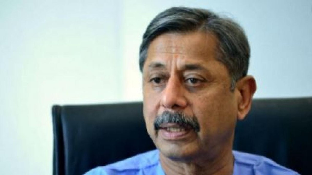 Doctor Trehan gets vaccinated: Here's what he said - video Dailymotion