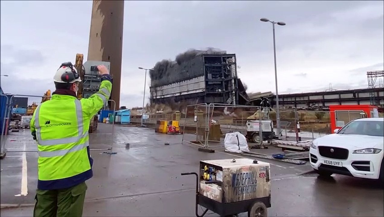 Longannet Power Station demolition of the Boiler house - video Dailymotion