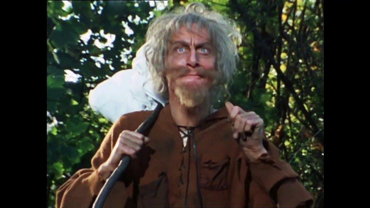 Catweazle S1/E13 'The Trickery Lantern' Geoffrey Bayldon,Hilda Braid ...