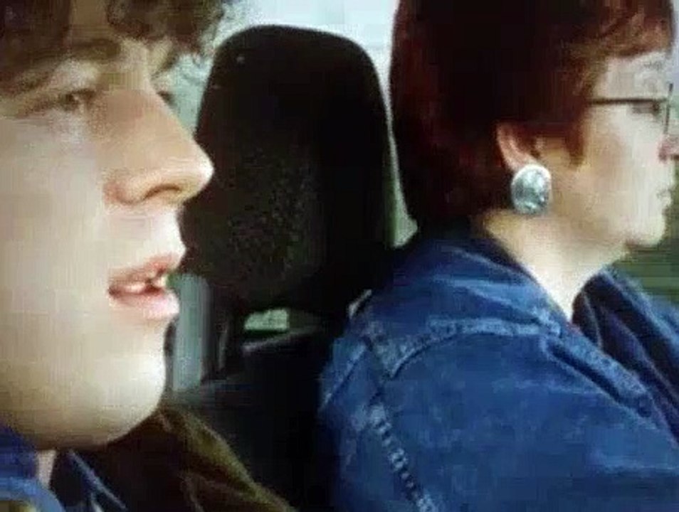 Jonathan Creek Season 1 Episode 4 No Trace Of Tracy Part 02 - video ...