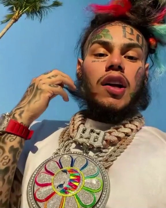 6ix9ine – Best 'ICY Chain' In The Rap Game Show Off! - video Dailymotion