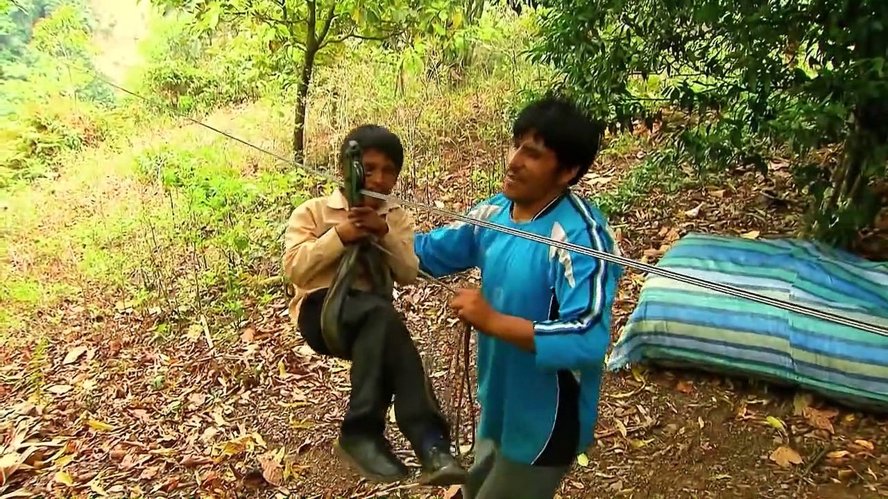Most Dangerous Ways To School - BOLIVIA - video Dailymotion