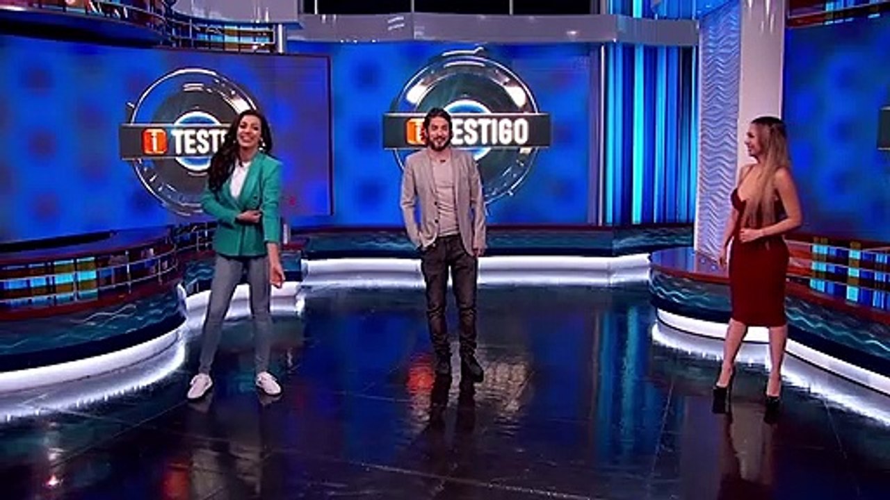 Cuidado ! Las apariencias engañan con esta gringa que no es gringa ...