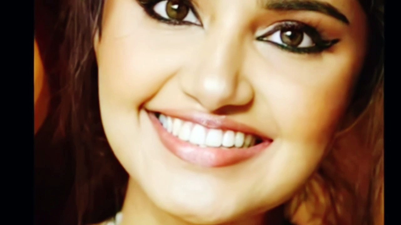 BollywoodFace Anupama Anupama Songs Anupama Parameswaran Lips Closeup ...
