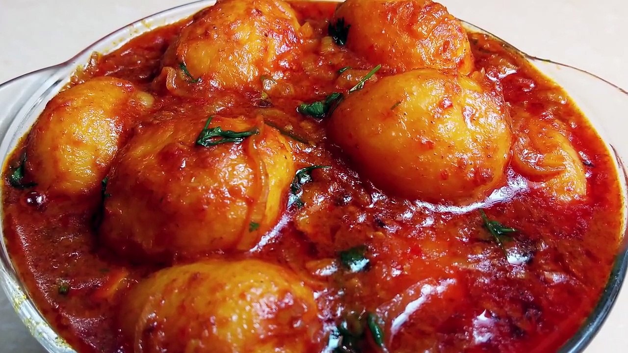 Dum Aloo Bengali Recipe - Most Famous Dum Aloo Recipe - Baby Potato ...