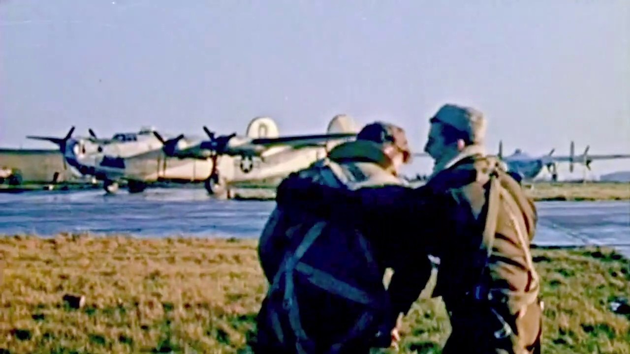 USAAF 448th Bombardment Group, 714th Bomb Squadron based at RAF ...