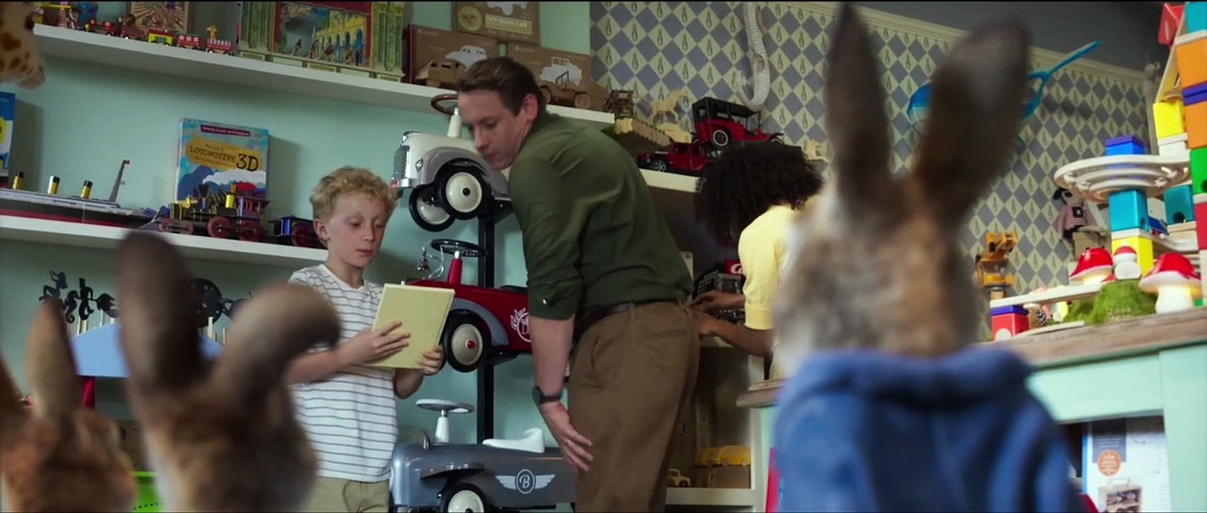 PETER RABBIT 2 THE RUNAWAY Movie - Mischievous - video Dailymotion