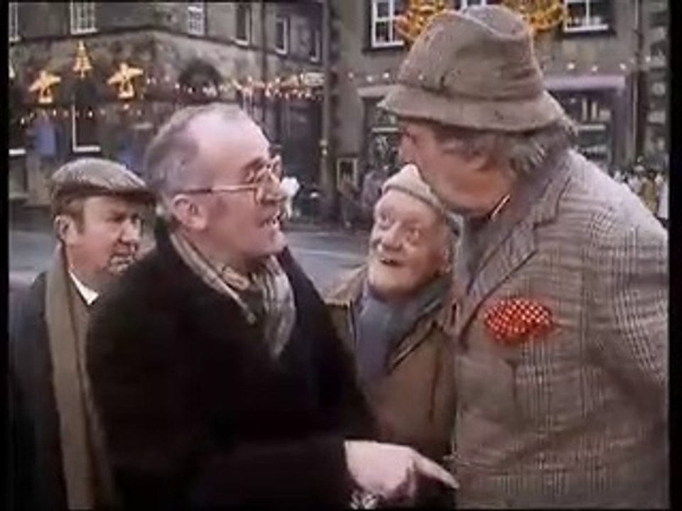 Last Of The Summer Wine S10/E8 Part 1/2 Bill Owen • Peter Sallis ...