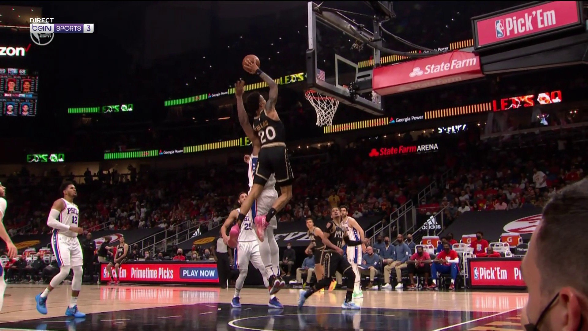 NBA - Playoffs : L'énorme poster de Collins su | beIN SPORTS