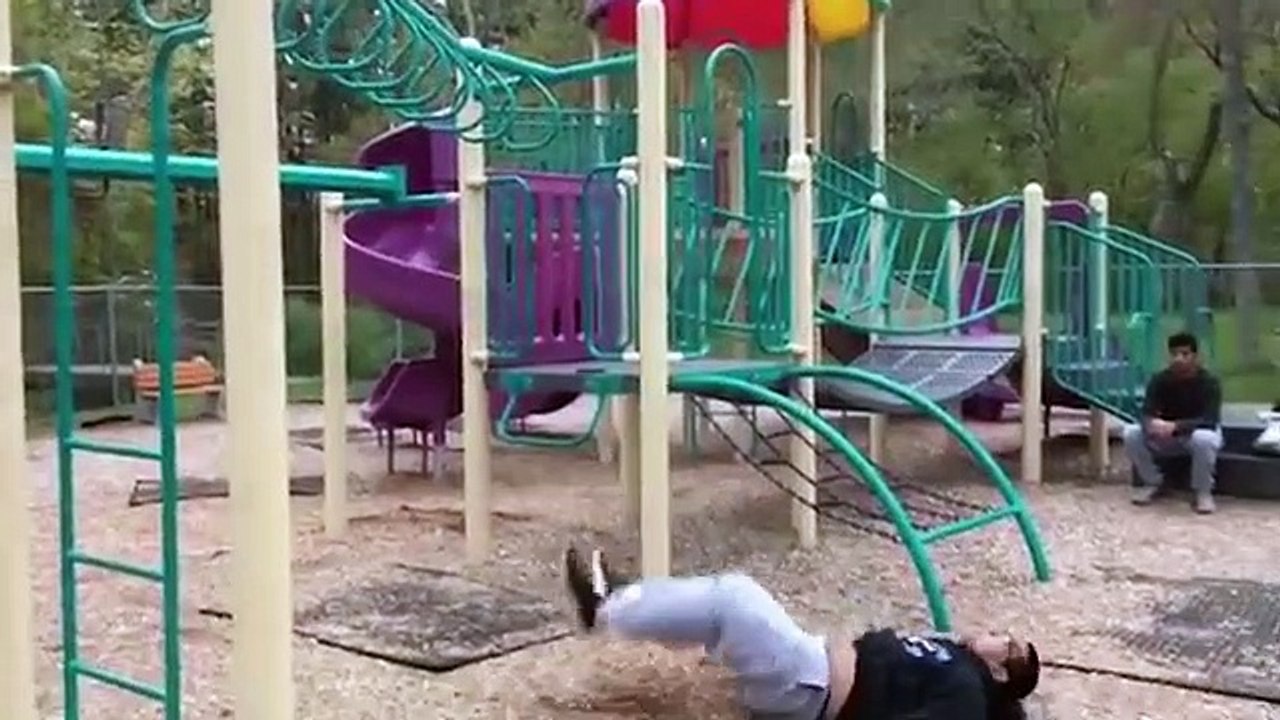 Funny_Falls_and_Slips_2021__Epic_Fails_Compilation___Trampoline_Fails ...