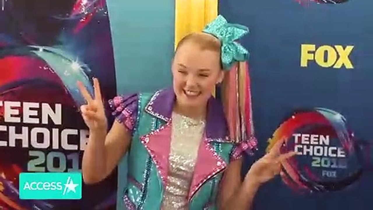 JoJo Siwa Tells Demi Lovato About Her ‘Gay Awakening’ - video Dailymotion