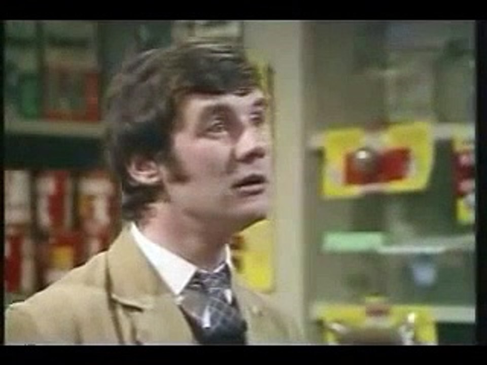 Monty Python's Dead Parrot Sketch - video Dailymotion
