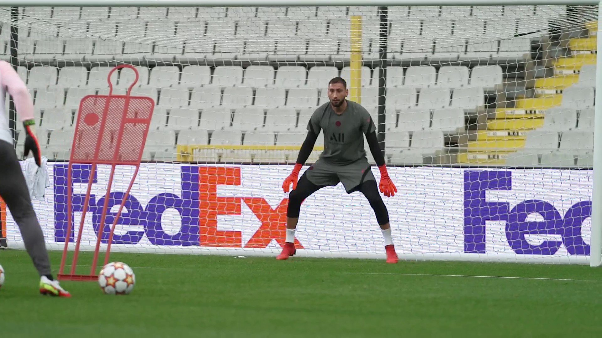 Exclusive access: PSG training before facing C | beIN SPORTS