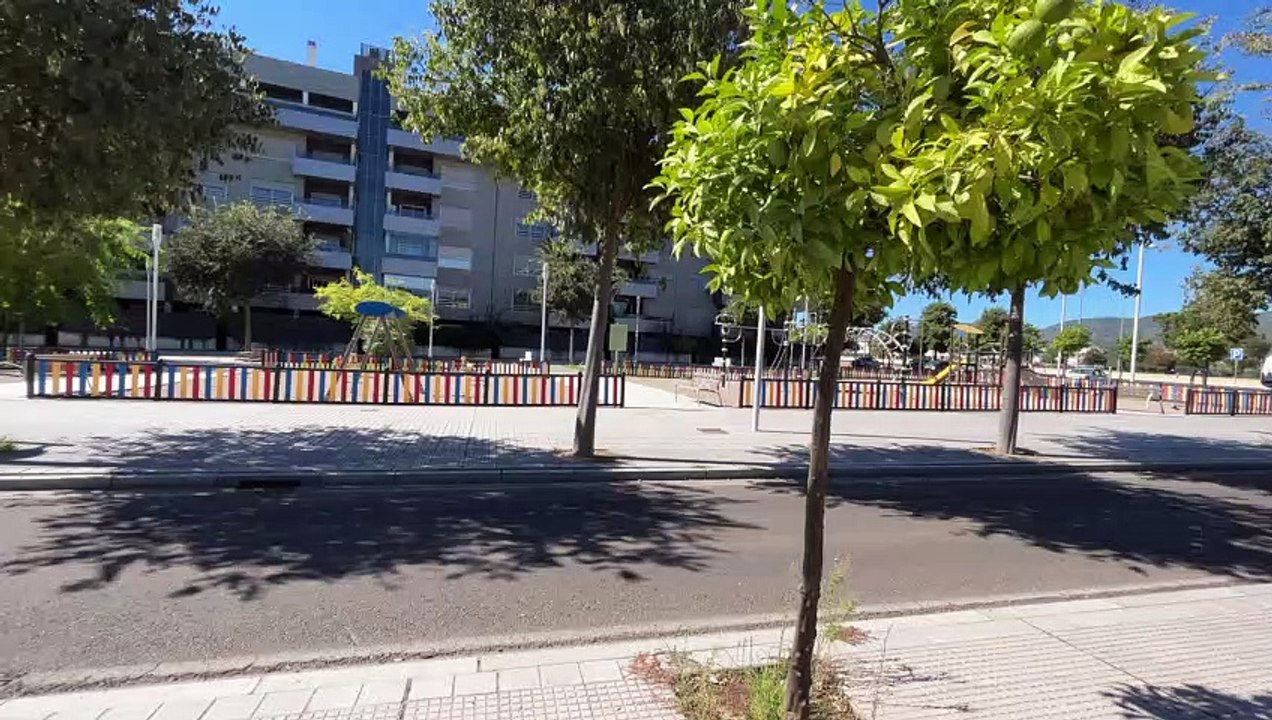 iPhone 13 mini - Gran angular día - 4K - Vídeo Dailymotion