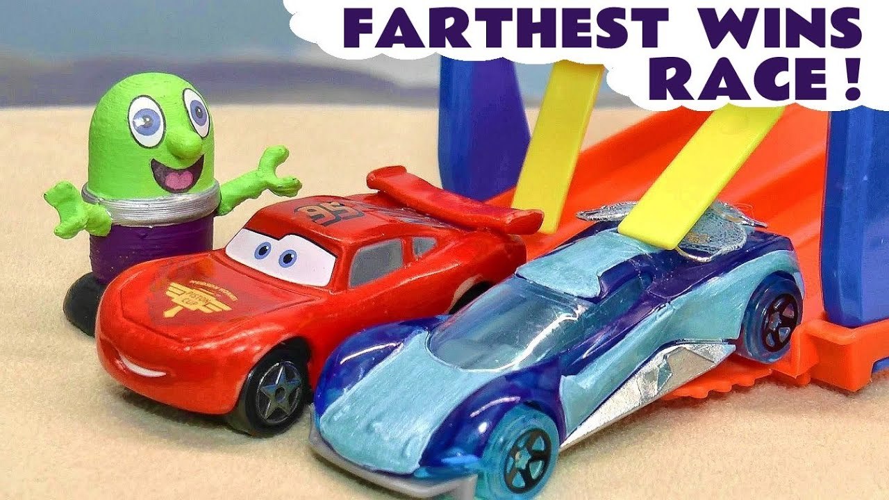 Toy Car Racing Farthest Wins Race with Pixar Cars 3 Lightning McQueen ...