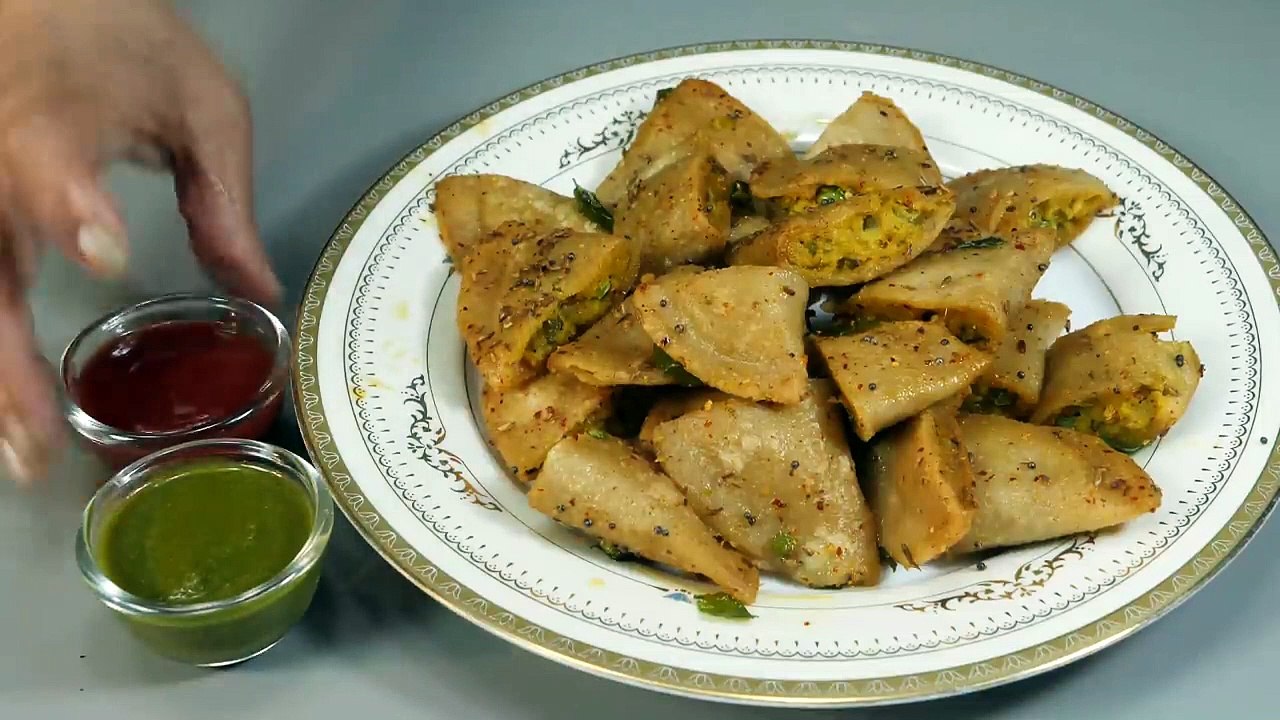 आटा-चनादाल से बना नाश्ता-भकोसा,गोझा,पनगोझा, दाल फरा । Traditional ...