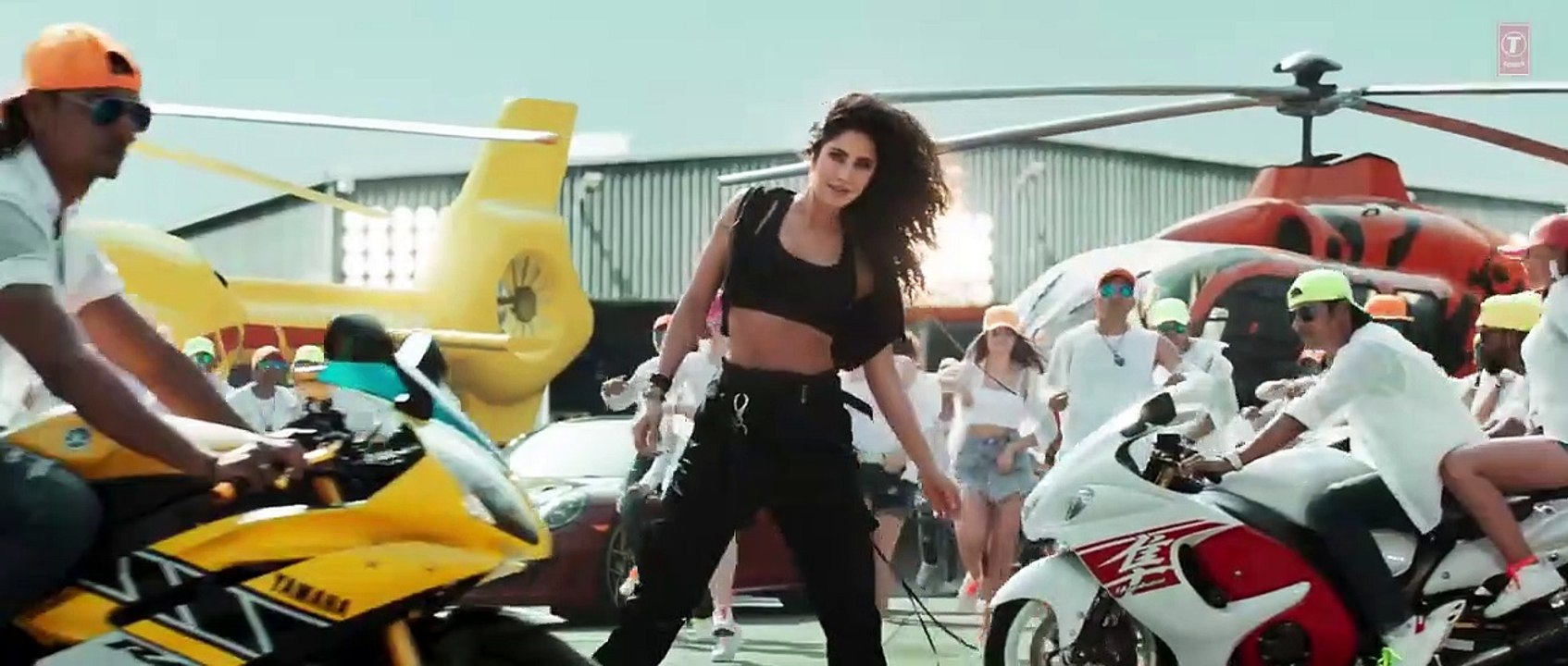 Najaa (Full Video) Sooryavanshi - Akshay K, Katrina K - Rohit Shetty ...