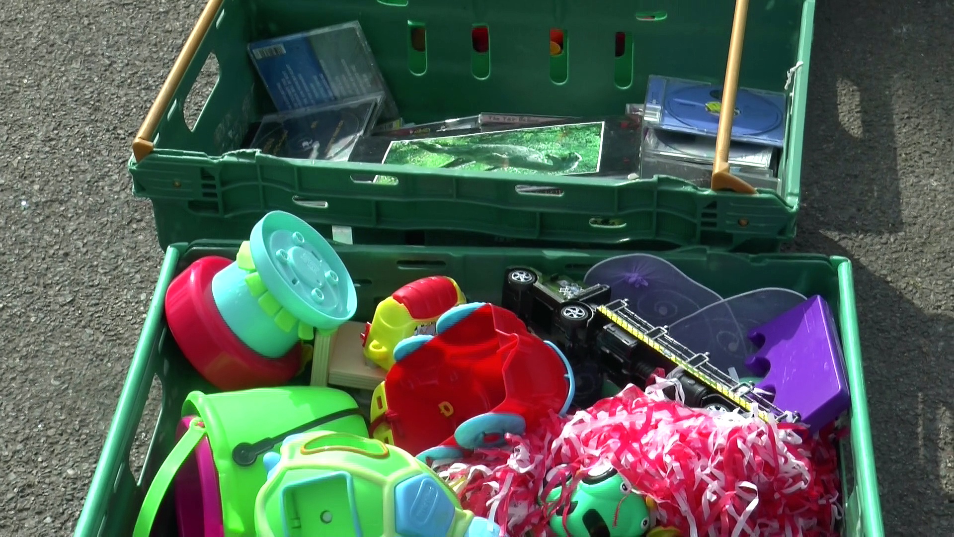 Gillingham Street Angels link up with Chatham Town to help the homeless