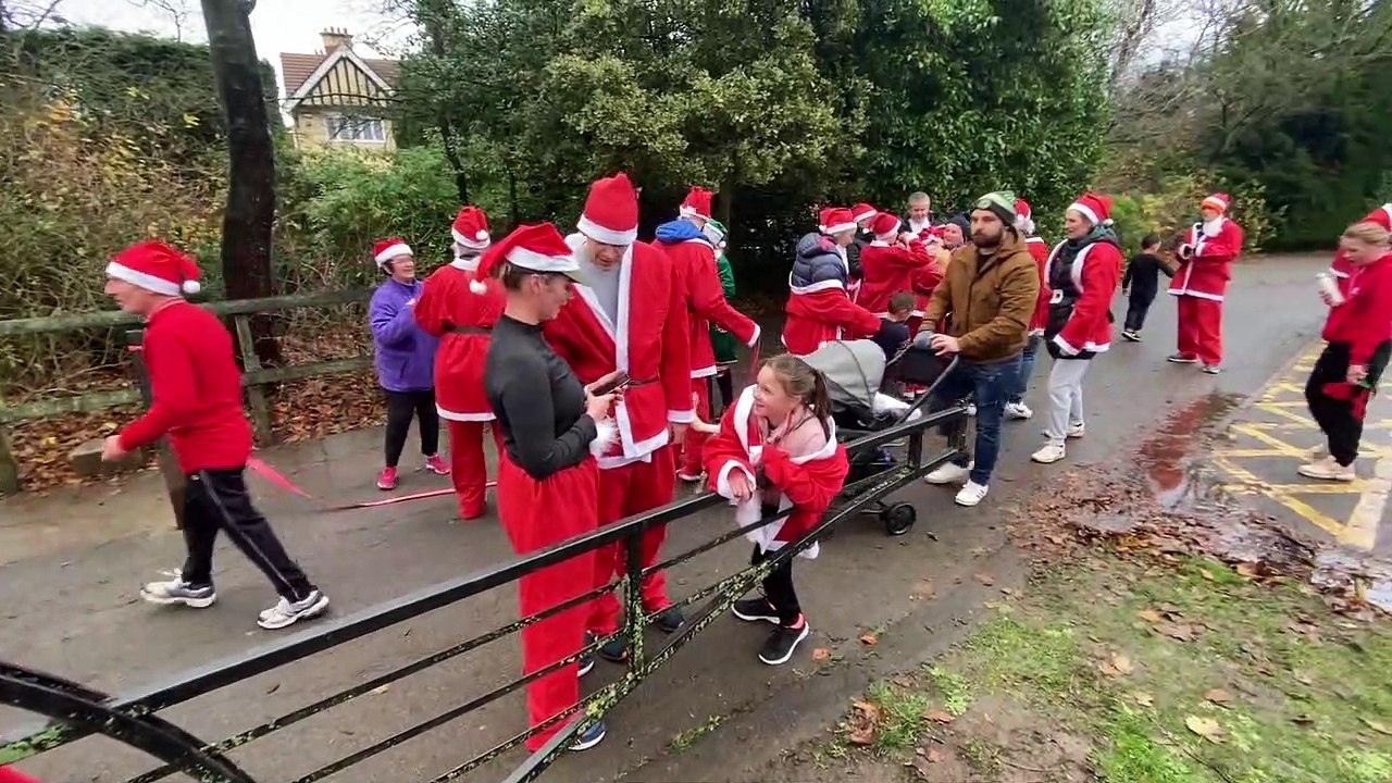 Alice House Hospice Santa Run 2021 - video Dailymotion
