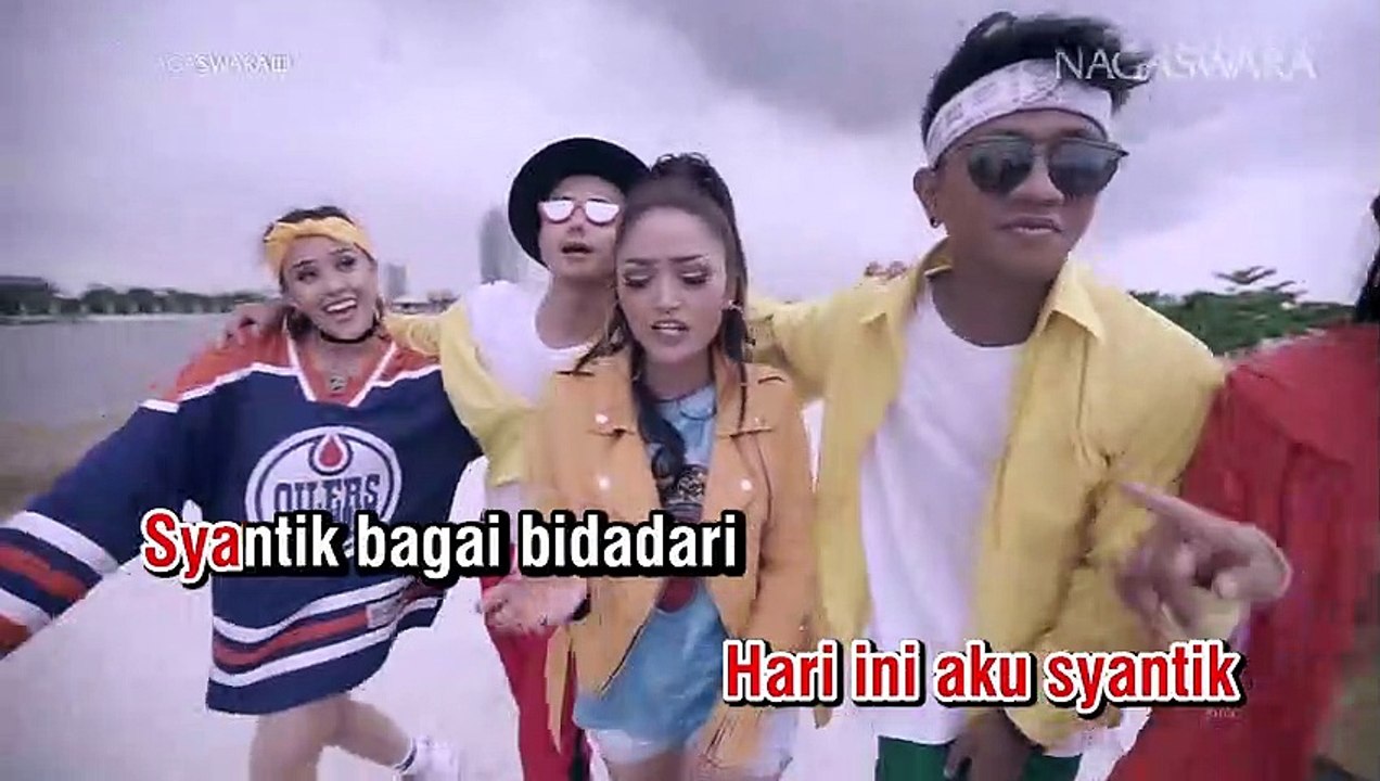 Lagi syantik Karaoke - Siti Badriah - Video Dailymotion
