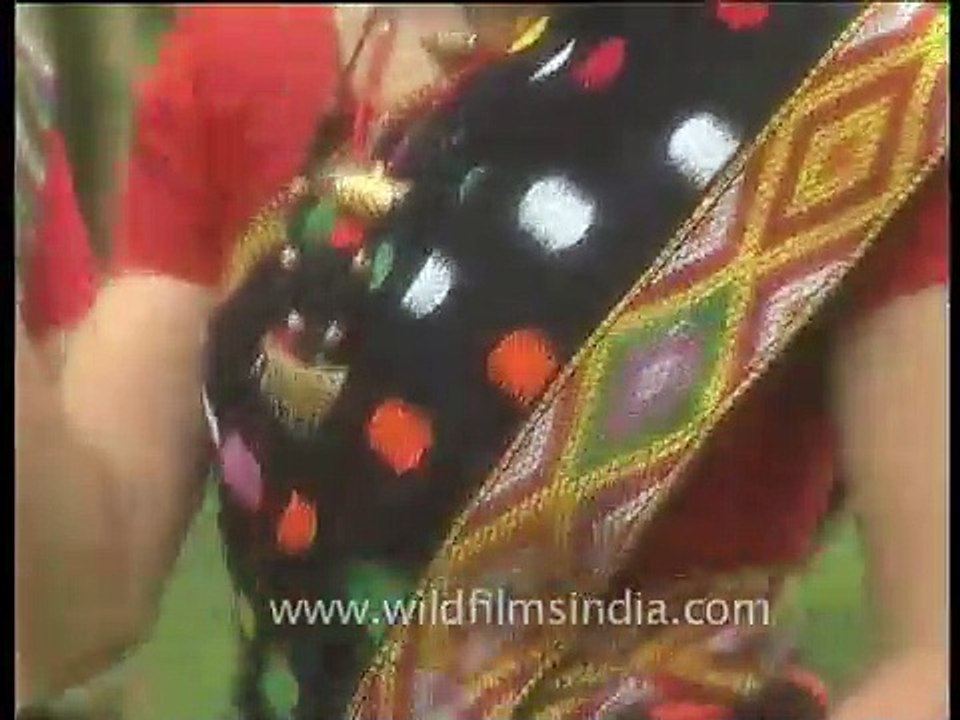 Gumrag folk dance from Assam in North-east India - Mishing tribe ...
