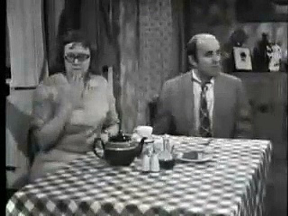 On The Buses ) 'Aunt Maud' S2/E4 Reg Varney • Doris Hare • Anna Karen ...