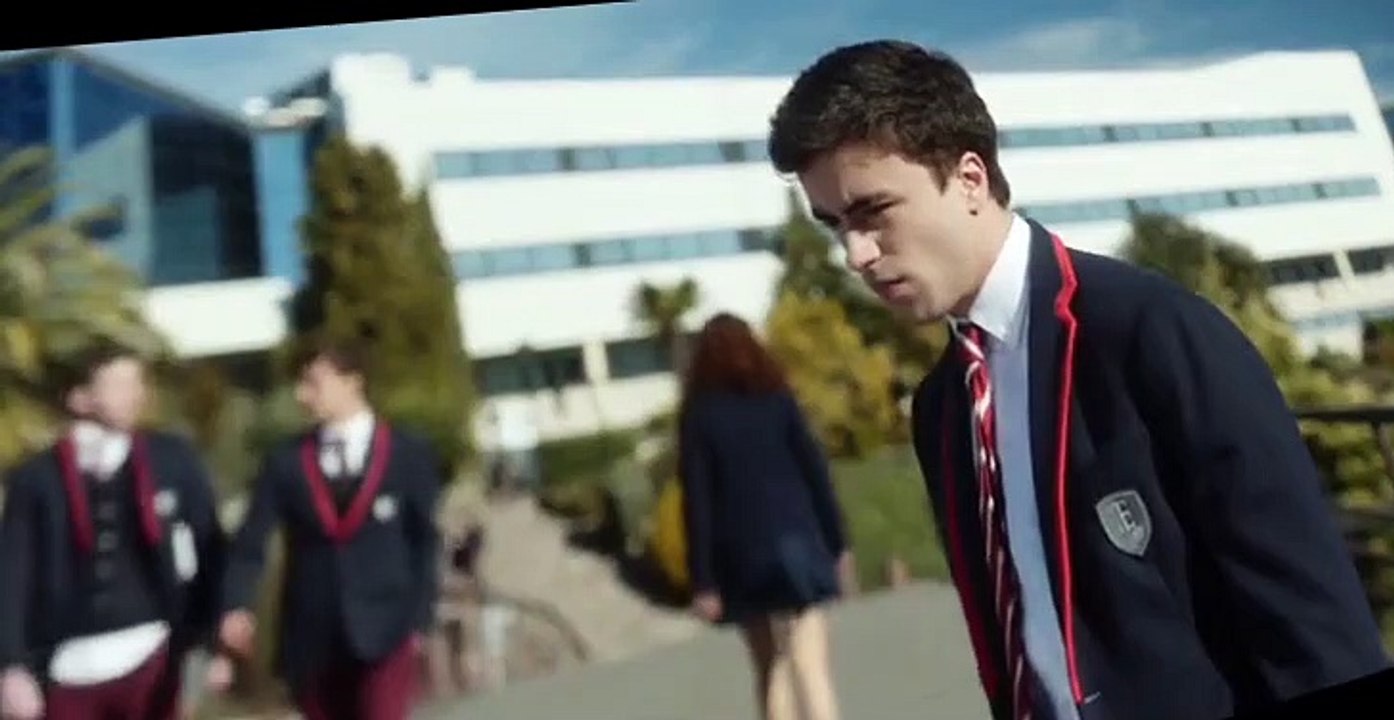 Elite S01 E01 - video Dailymotion