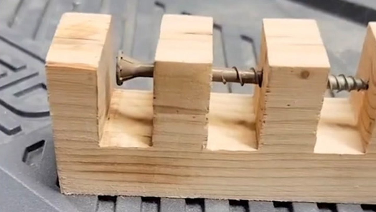 The ‘Impossible Screw Trick’ Is Very Possible! - video Dailymotion