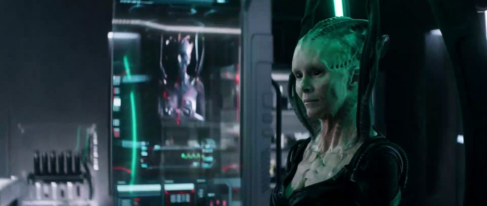 Star Trek Picard 2x02 - Picard and Borg Queen - You are Locutus ...