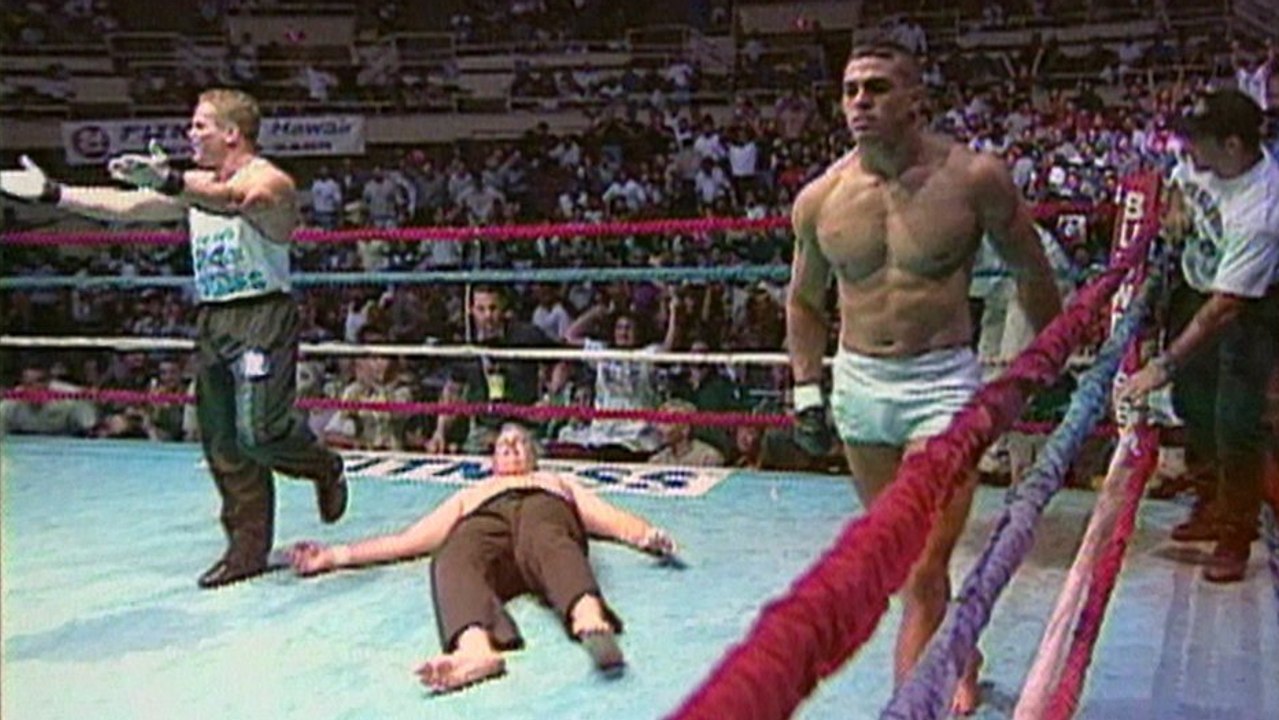 Le jour où Vitor Belfort a défié le géant Jon Hess à seulement 19 ans pour son premier combat ...