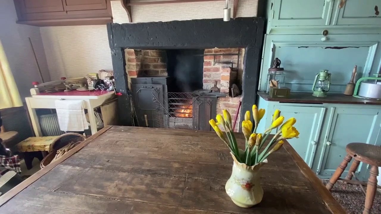 A look around the new Spain's Field 1950s farm at Beamish - video ...