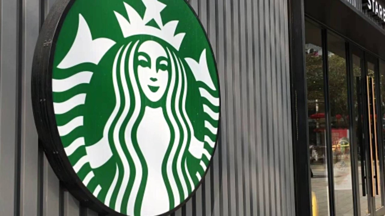 Starbucks To Say Goodbye to Paper Cups in the United States and Canada ...