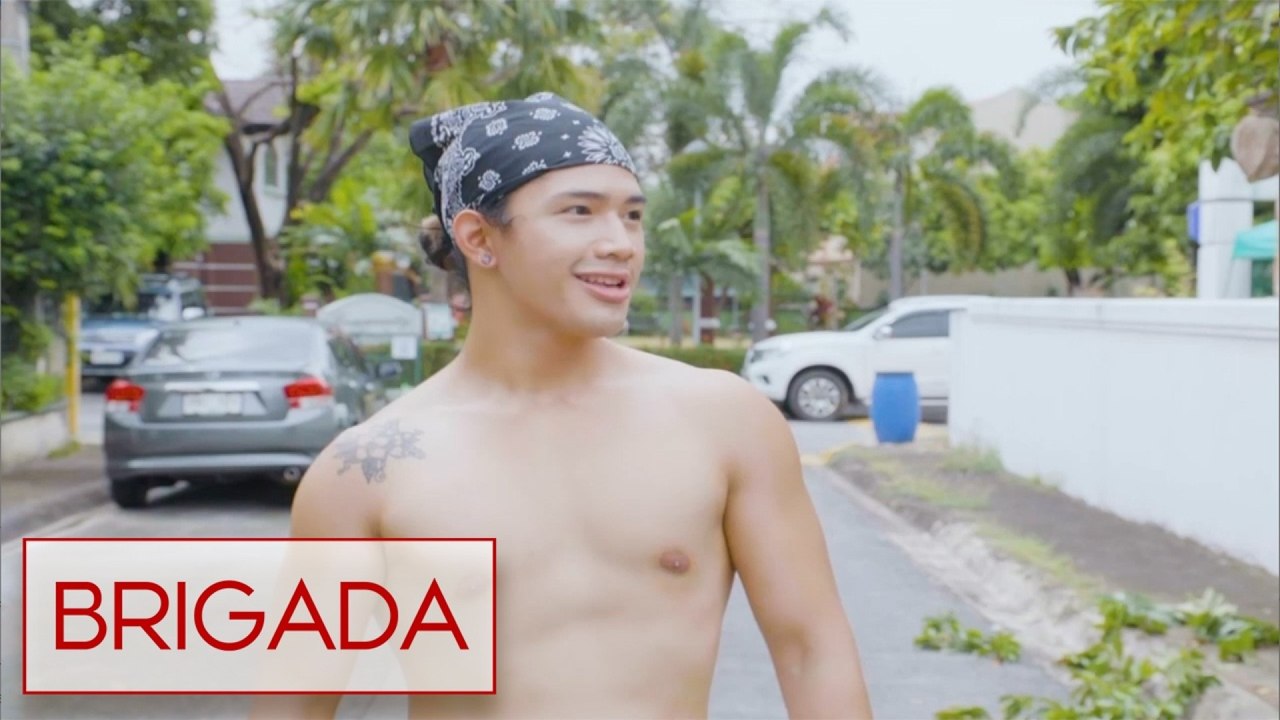 Brigada: Ang 'Pambansang Bortang Barbie' na si Aaron Maniego, kilalanin! - video Dailymotion