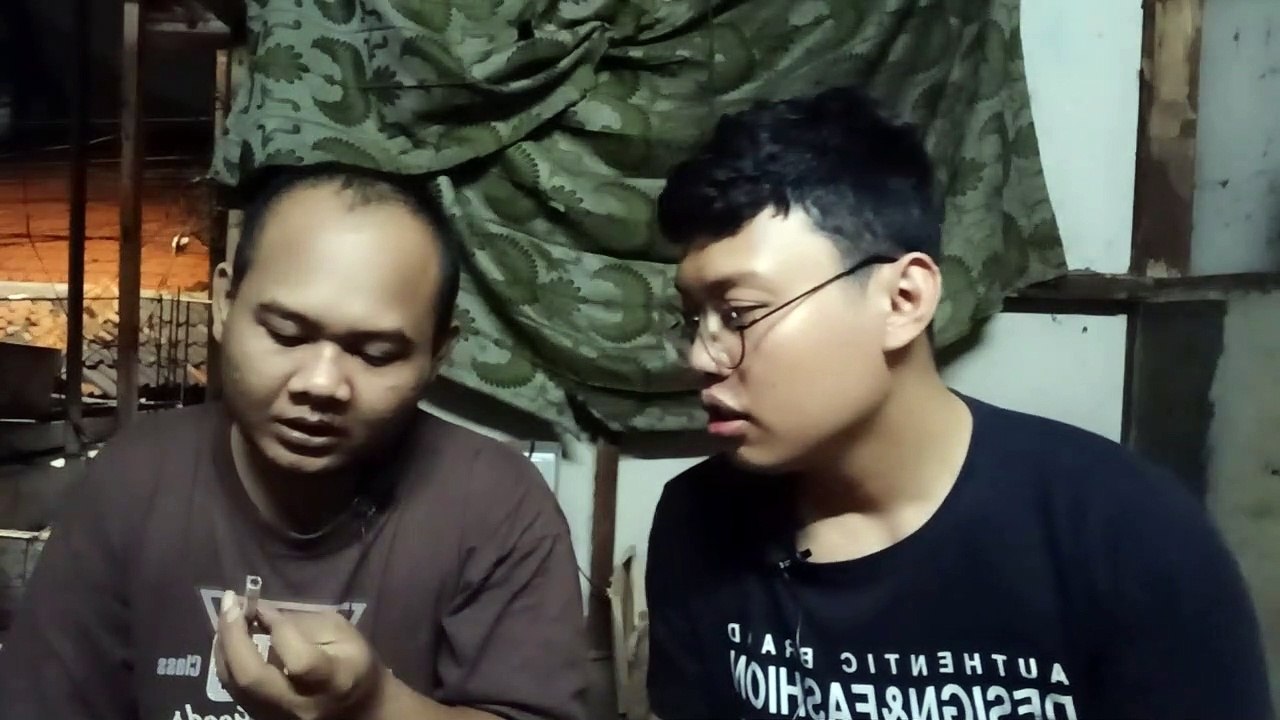 Review ROKOK " ARMOUR " MADE IN MALANG - Video Dailymotion