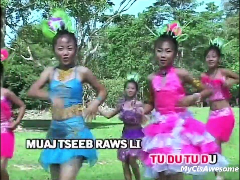 Tsw Qab Thoj _ Paj Ntsais Yaj- Kuv Tus Npau Suav - video Dailymotion