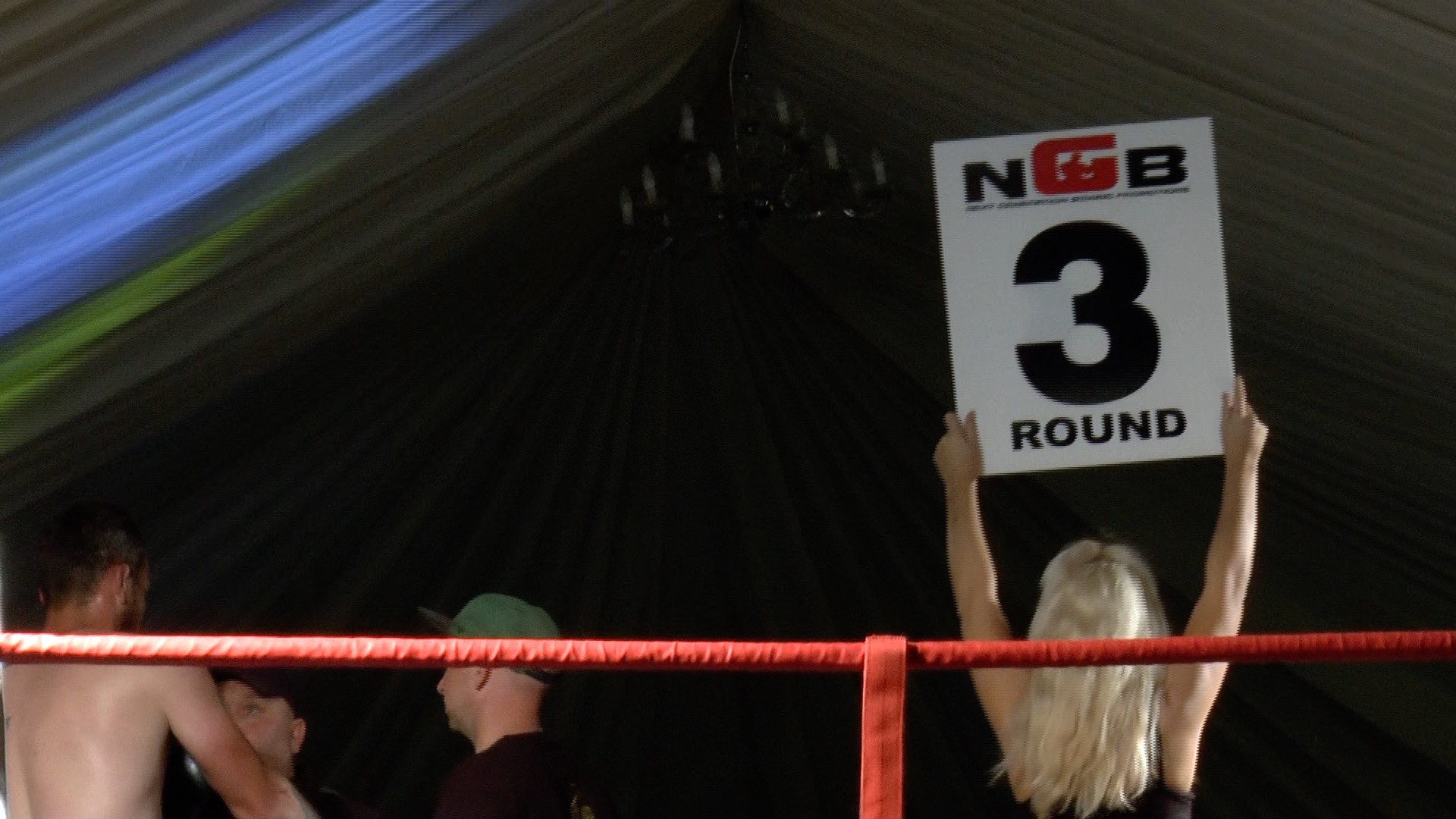 Chatham boxing event sees the public take to the ring to raise money ...