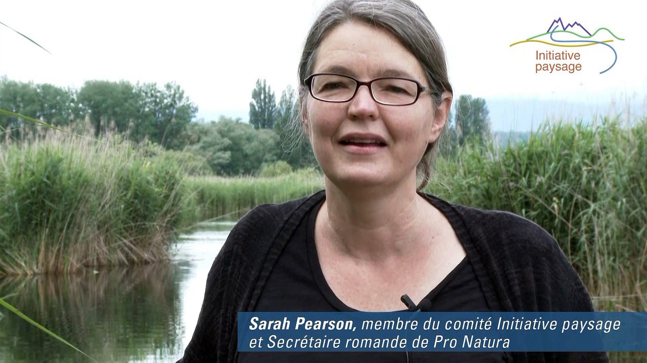 Interview avec Sarah Pearson Perret - video Dailymotion