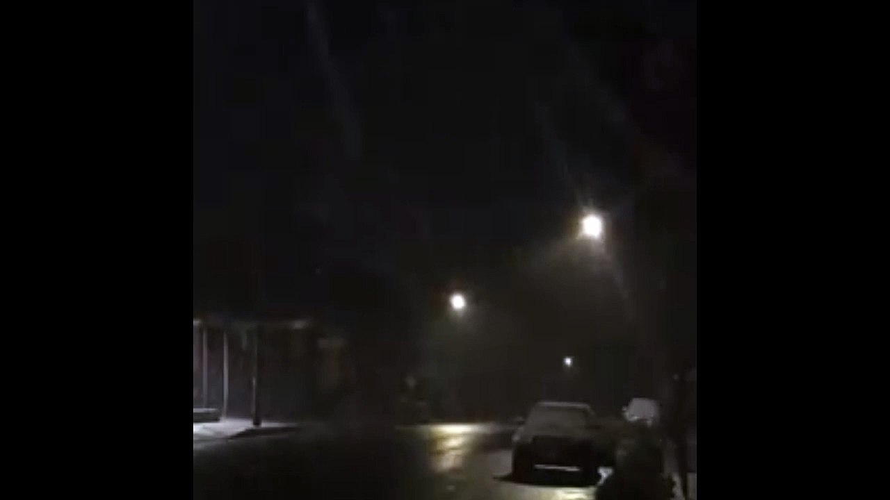 Snow falls in Batlow on the first day of winter, 2022. Video: Sunnys of ...