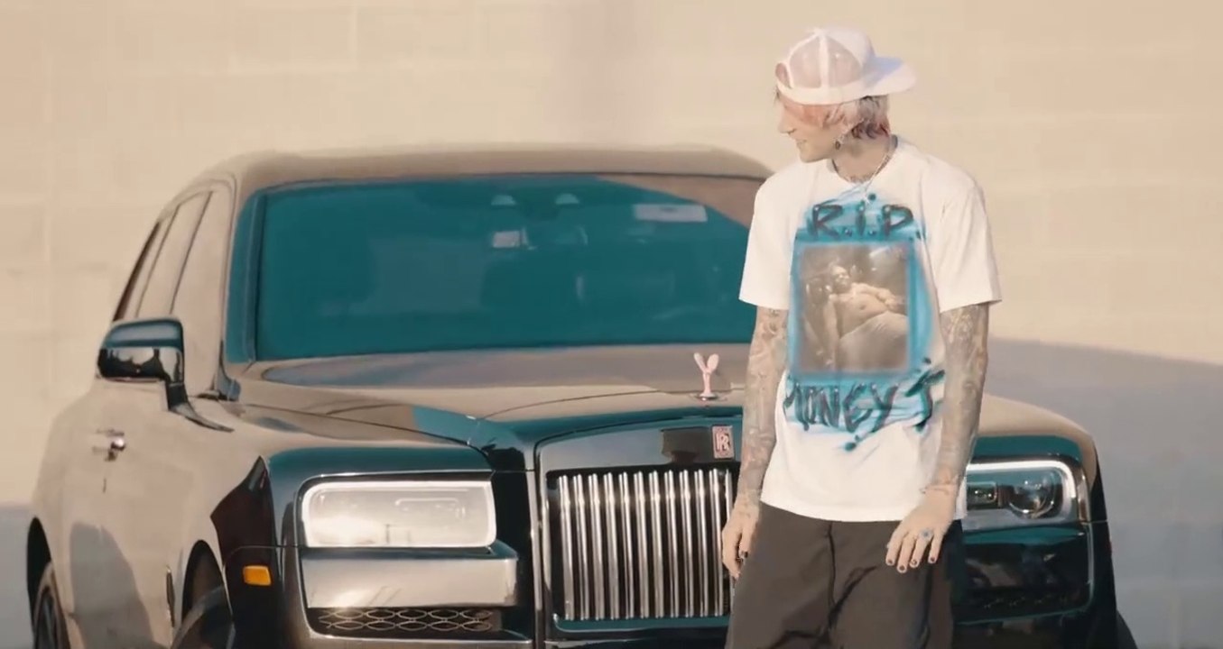 Machine Gun Kelly - PRESSURE (Official Music Video) - video Dailymotion